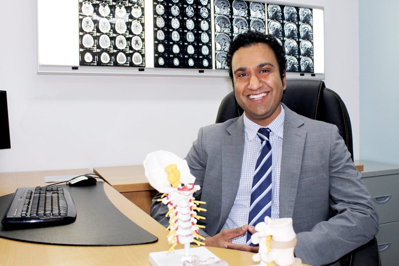 About Me - Dr Prakash Damodaran